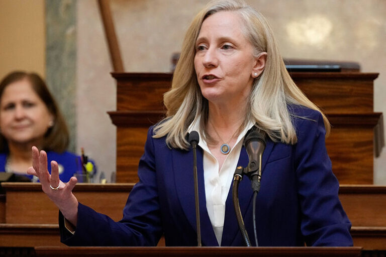 Gov. Spanberger ends ICE agreement involving Virginia State Police and ...